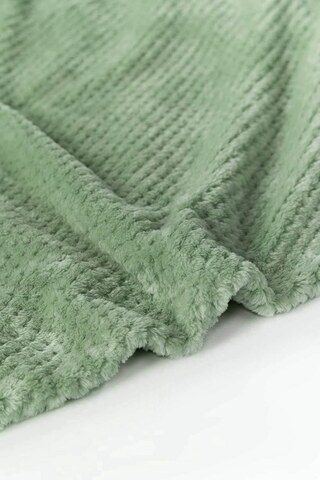 The Ultimate Cold Weather Bedding Essentials - Edition